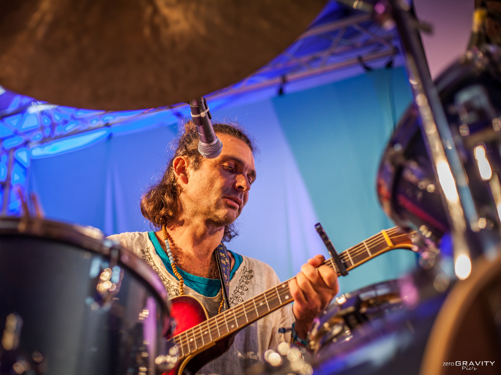Galerie - MANTRA TRIBE - Chanting & Dancing to the Heart-Core