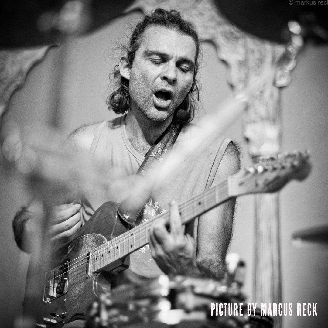 Galerie - MANTRA TRIBE - Chanting & Dancing to the Heart-Core